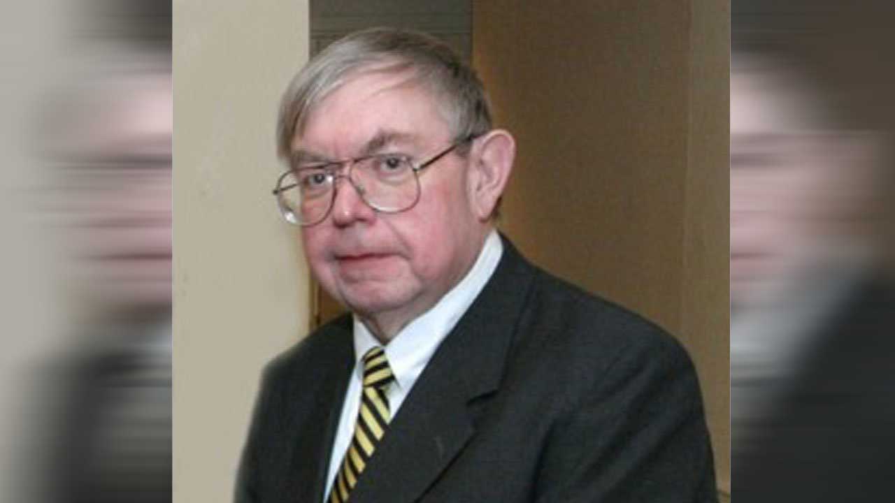 Conservative Pundits Use White Nationalist Sam Francis To Explain Trump ...